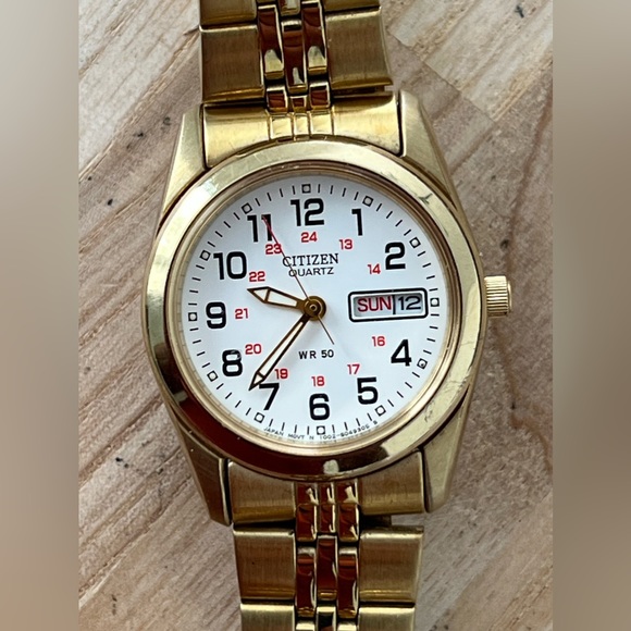Citizen | Accessories | Citizen Ladies Watch Vintage White Dial Gold ...